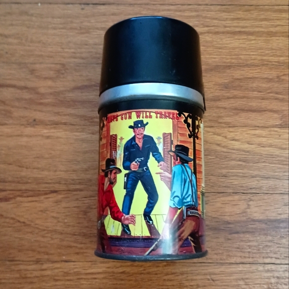 Aladdin Paladin | Dining | Rare Vintage 96 Aladdin Paladin Have Gun ...